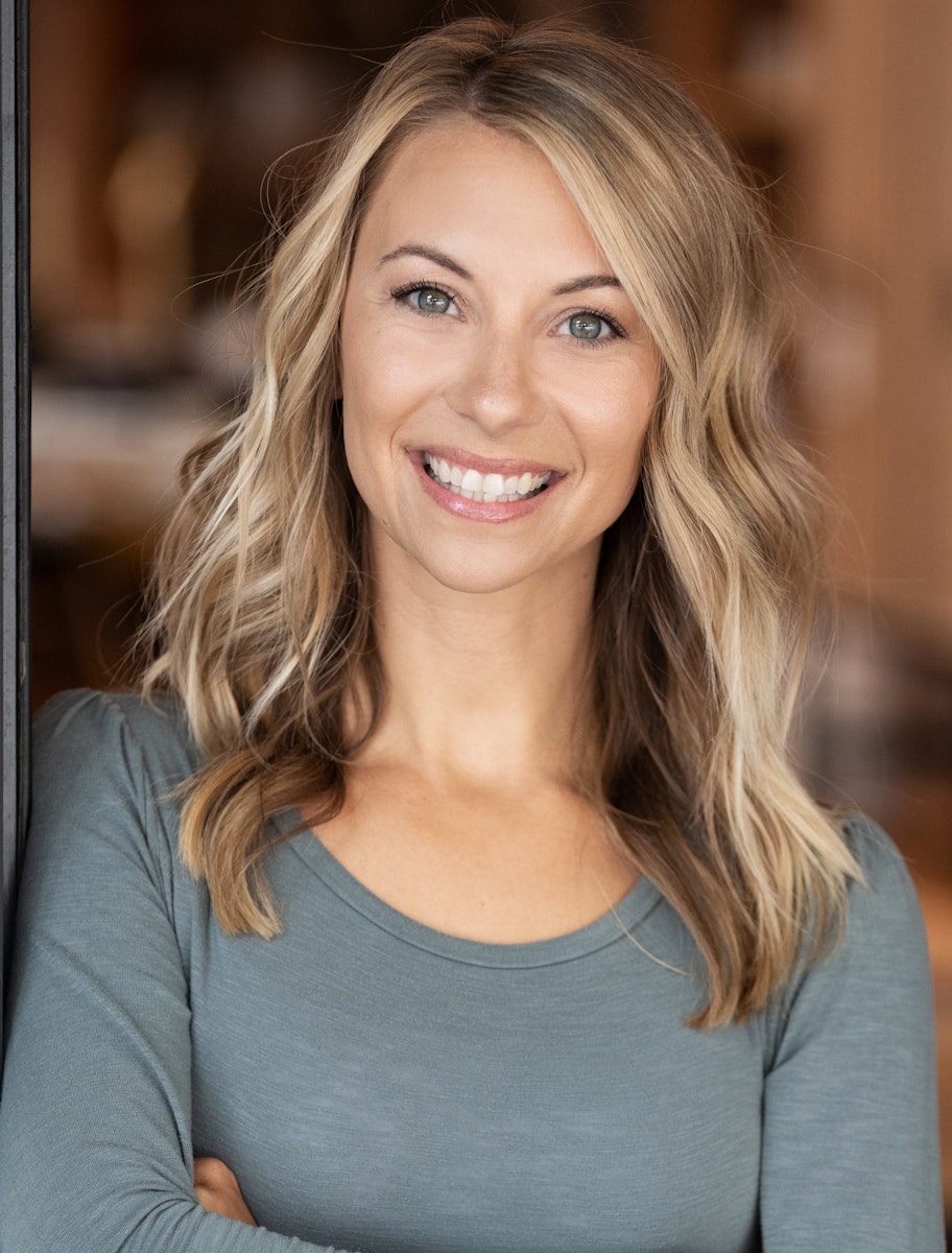 Danyka Woodward In Camarillo Hemlane